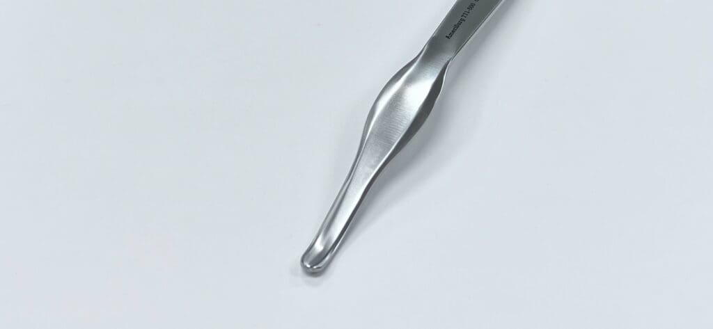 HOHMANN RETRACTOR - American Surgical Specialties Company