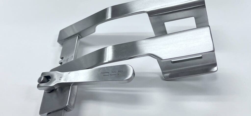 FINOCHIETTO RIB SPREADER - American Surgical Specialties Company