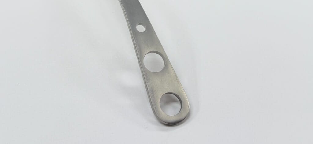 ZIMMER STYLE KNEE RETRACTOR, NARROW - American Surgical Specialties Company