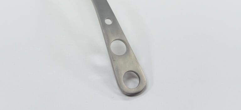 ZIMMER STYLE KNEE RETRACTOR, NARROW - American Surgical Specialties Company
