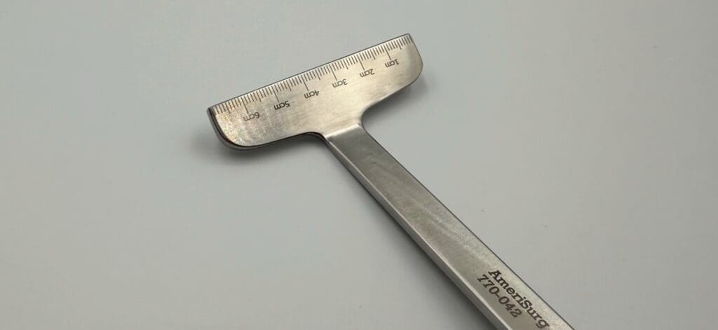 MIS POSTEROLATERAL RETRACTOR SET, T-HANDLE RULER 70MM - American ...